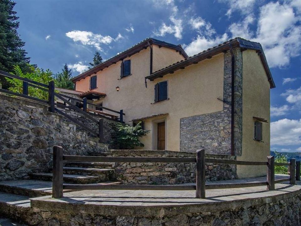 Properties for sale in Italy | Kyero - Page 47