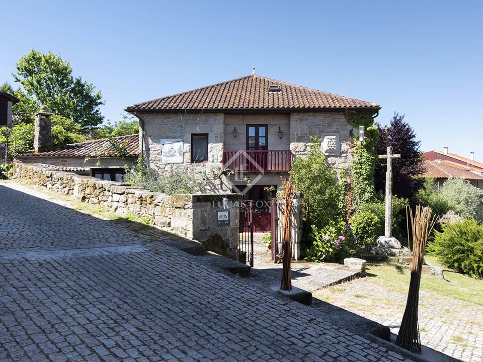 Properties for sale in Galicia , Spain | Kyero