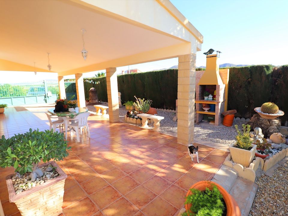 Country houses for sale in Spain | Kyero