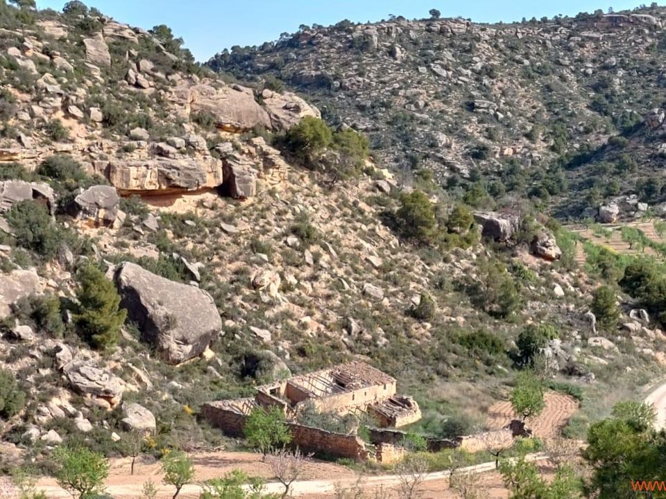 Country house for sale in Alcaniz, Teruel province - € 36,000 | Ref ...