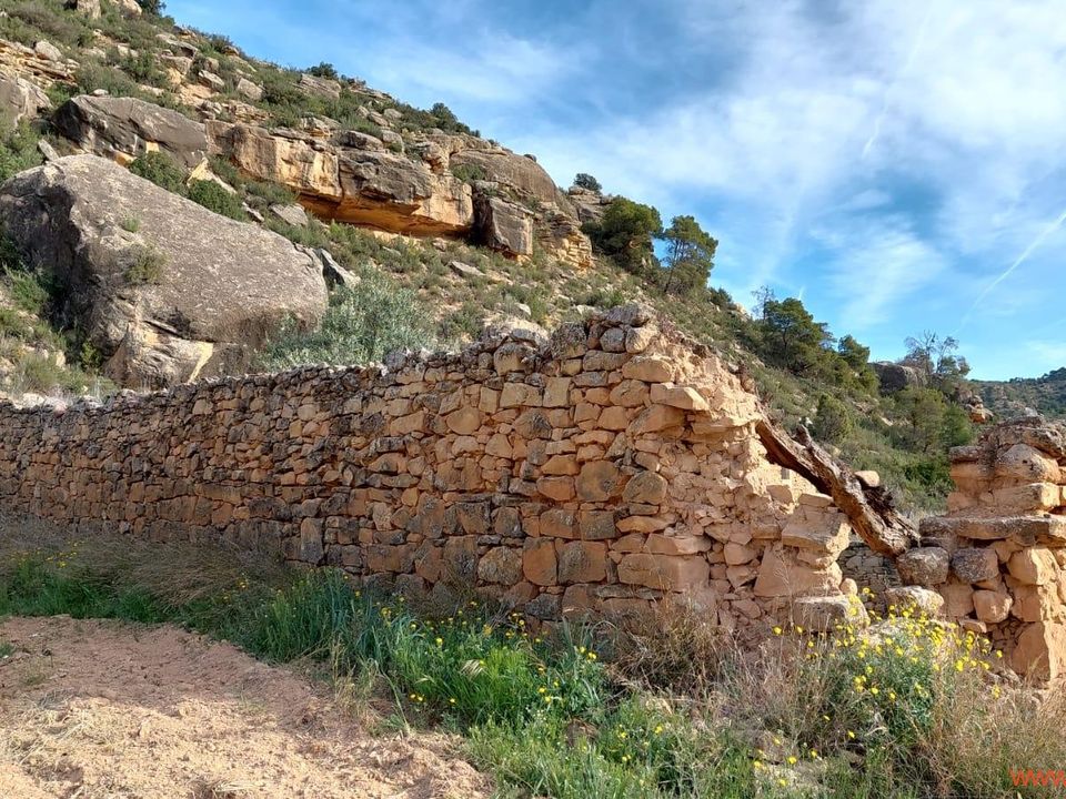 Country house for sale in Alcaniz, Teruel province - € 36,000 | Ref ...