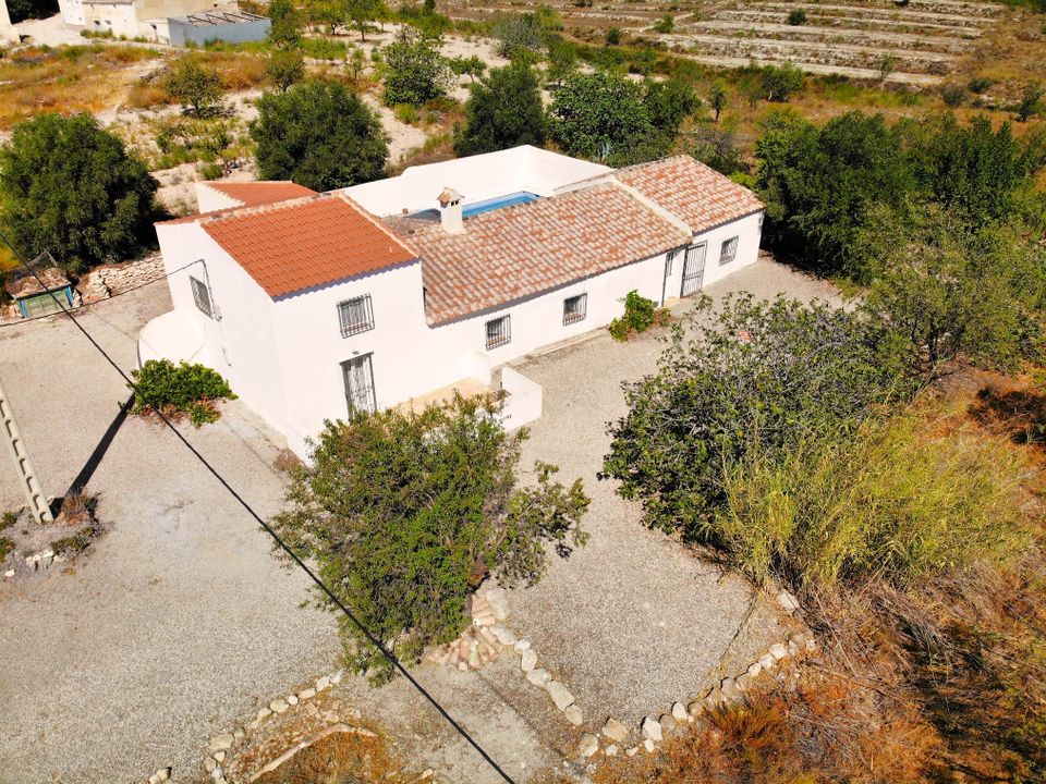 Country houses for sale in Spain | Kyero