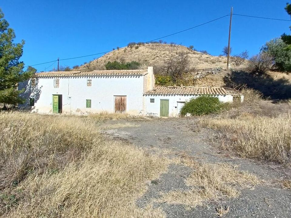 Country houses for sale in Spain | Kyero