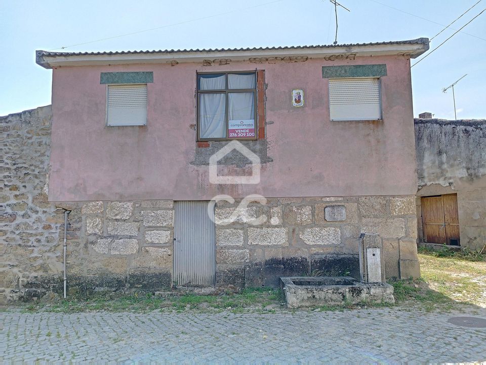 Villa for sale in Chaves, Vila Real District - € 59,000 | Ref: 16030602 ...