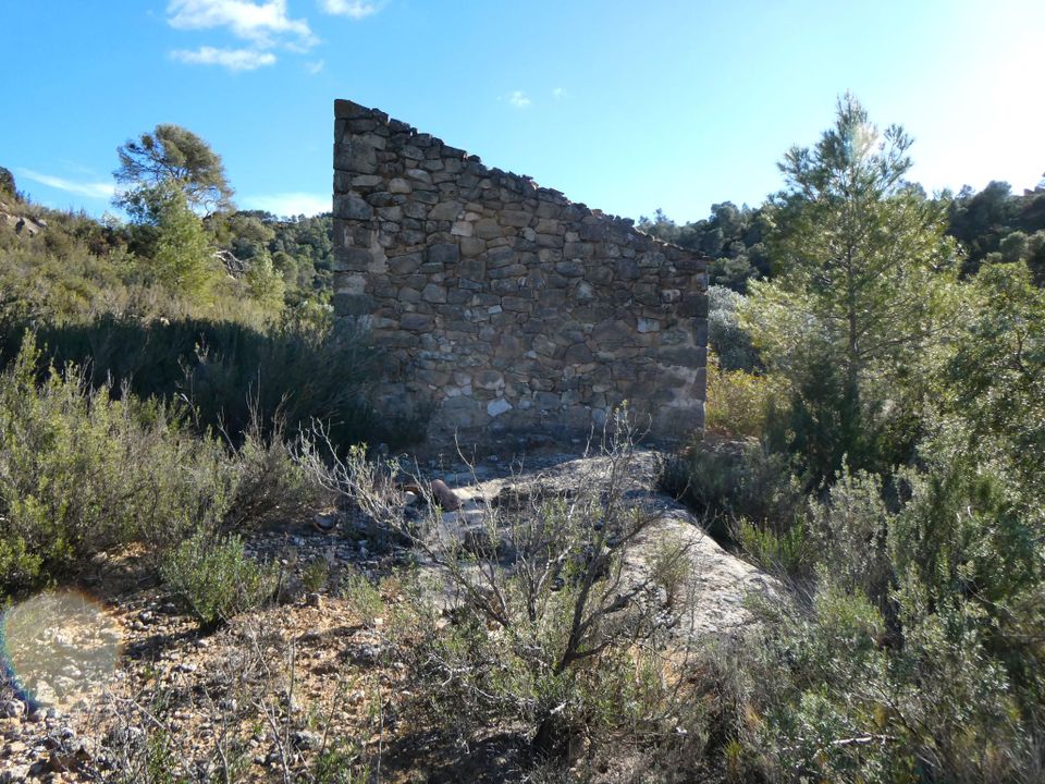 Country house for sale in Maella, Zaragoza province - € 7,500 | Ref ...