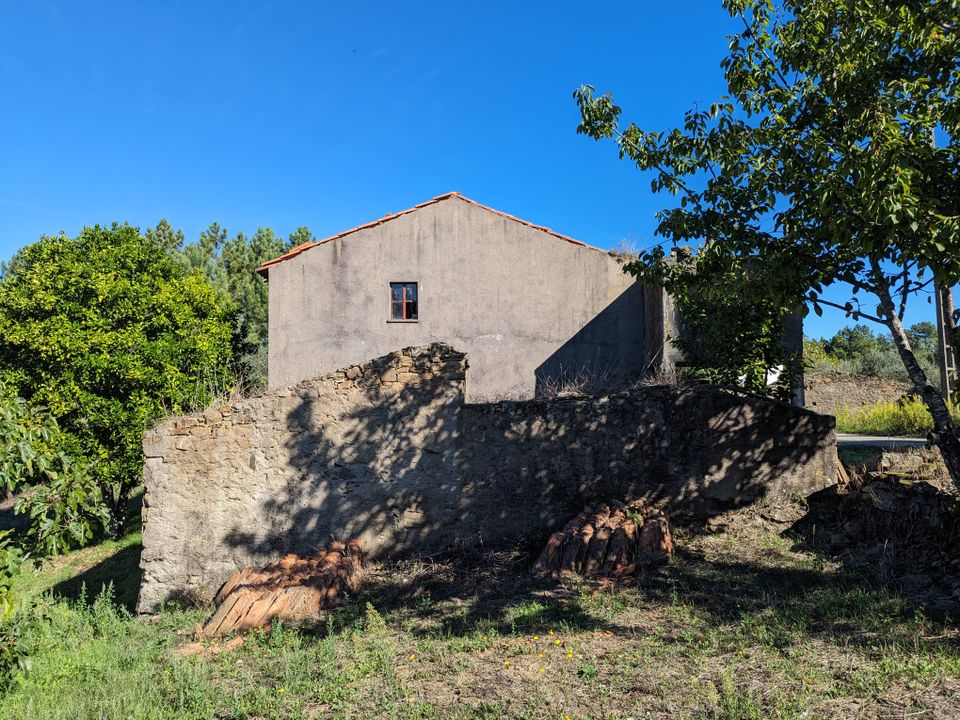 Town house for sale in Serta, Castelo Branco District - € 40,000 | Ref ...