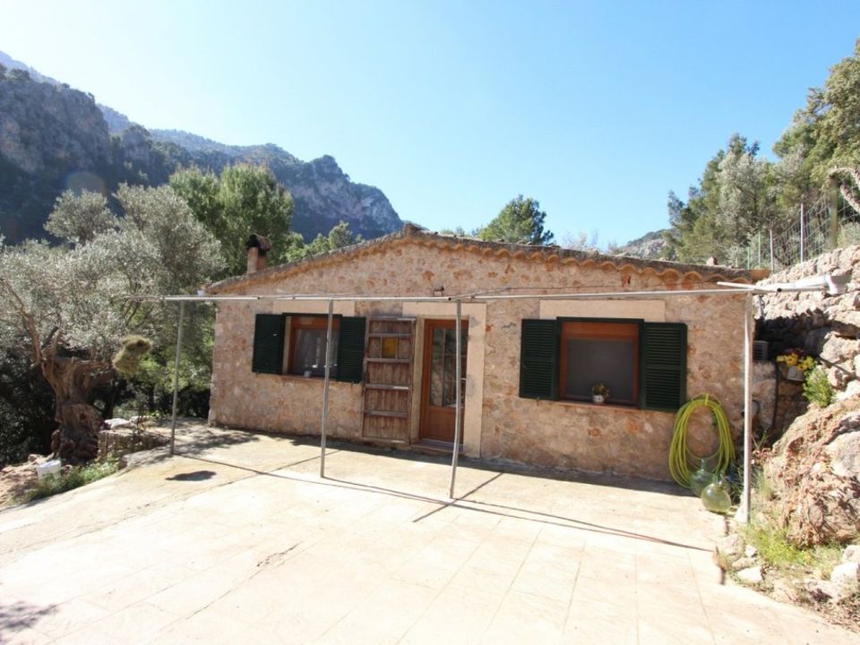 Country houses for sale in Spain - Kyero.com