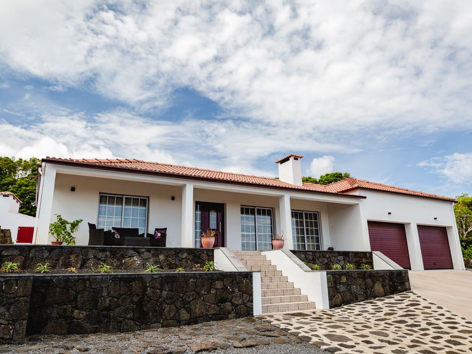 Properties for sale in Azores, Portugal - Kyero.com
