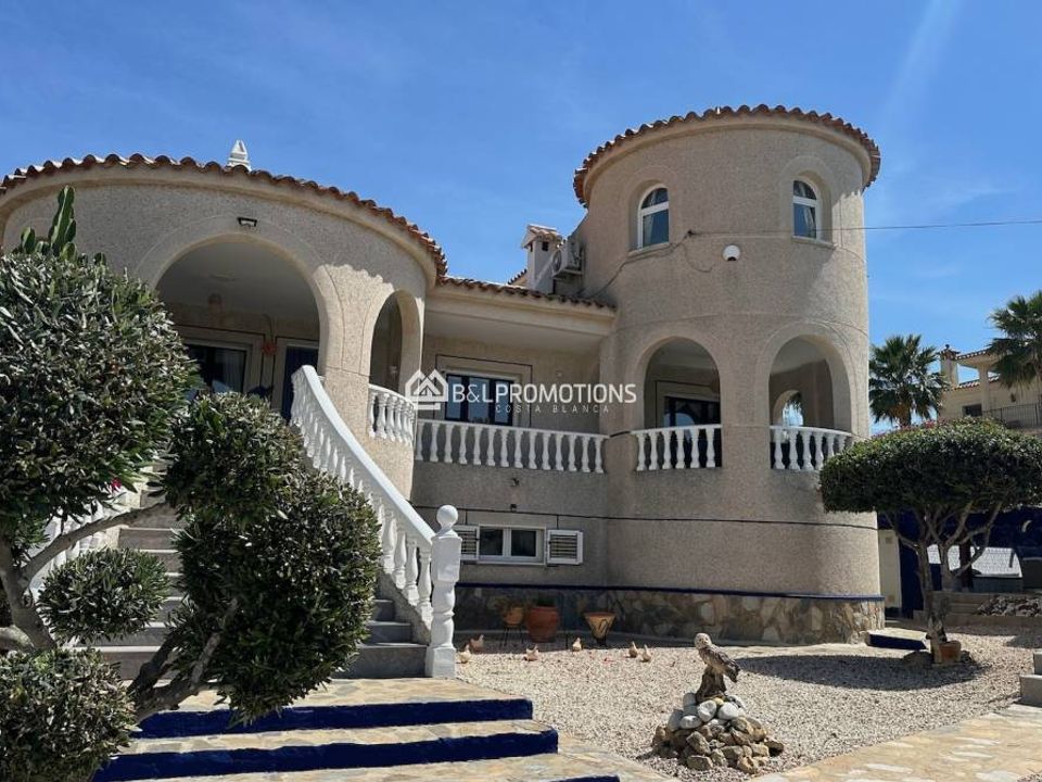 Properties for sale in Spain | Kyero