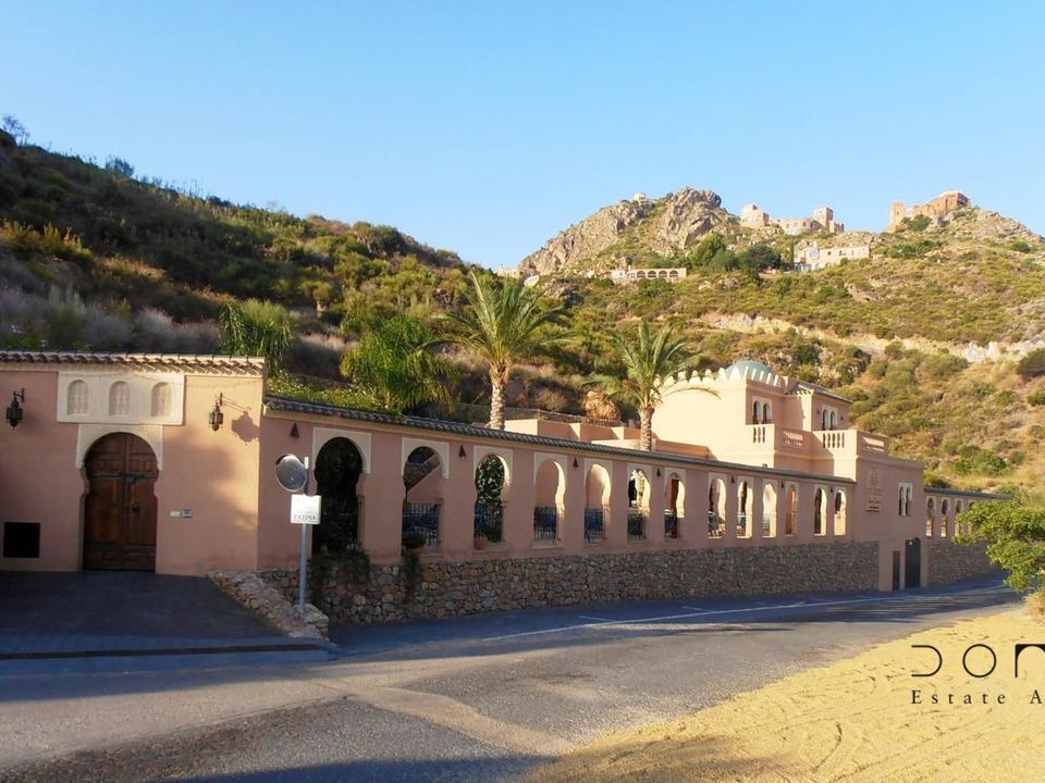 Properties for sale in Turre | Kyero