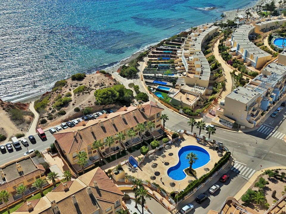 Properties for sale in Cabo Roig | Kyero