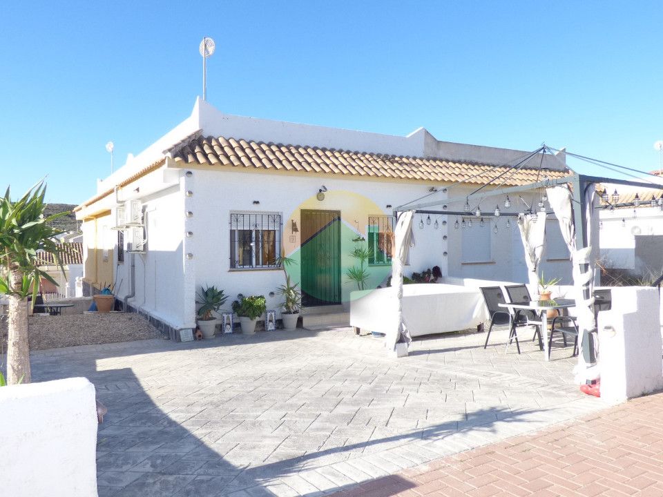 Properties for sale in Camposol | Kyero
