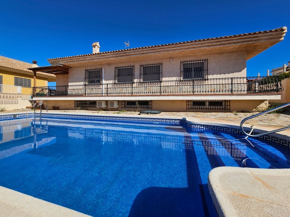Properties for sale in Spain | Kyero
