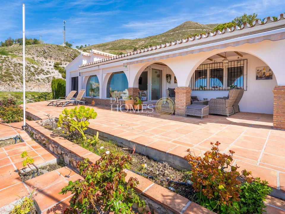 Property for Sale in Competa, Spain - Buy Houses & More | Kyero
