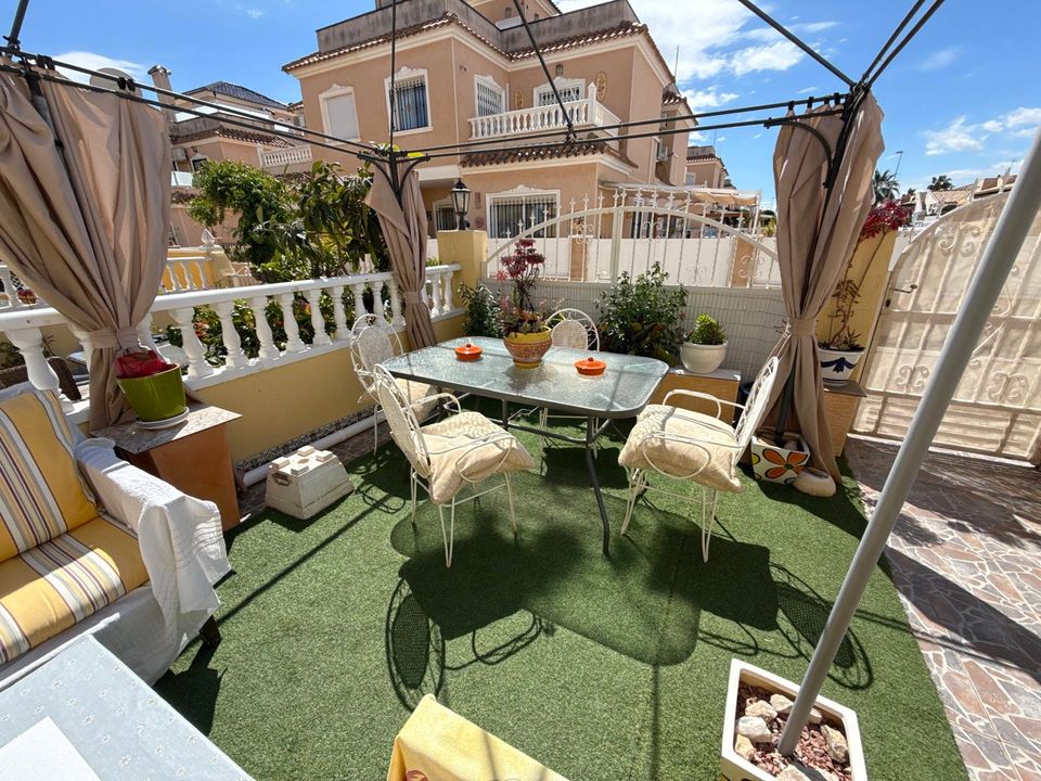 Properties for sale in Cabo Roig | Kyero