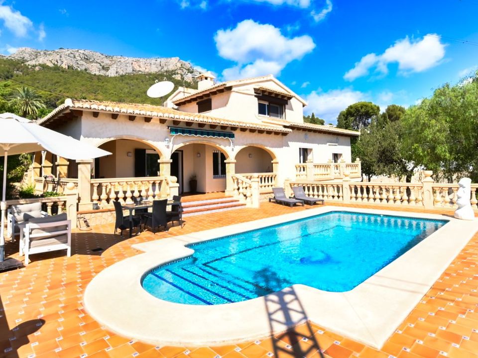 Property for Sale in Calpe - 6,000+ Houses & Villas | Kyero