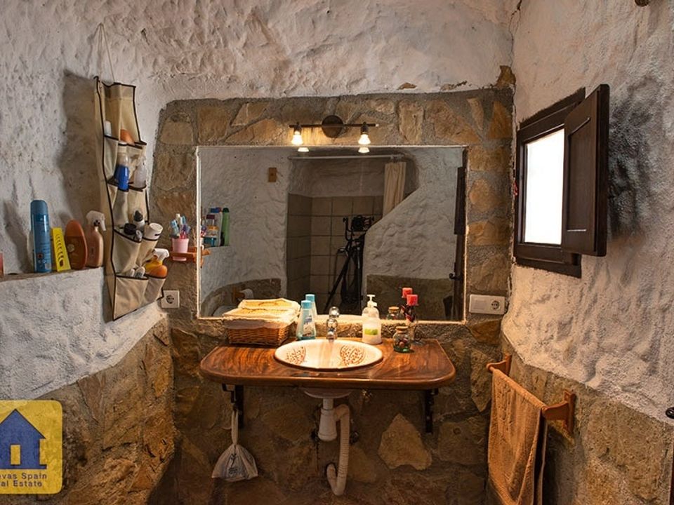 Casas cueva en venta en España | Kyero